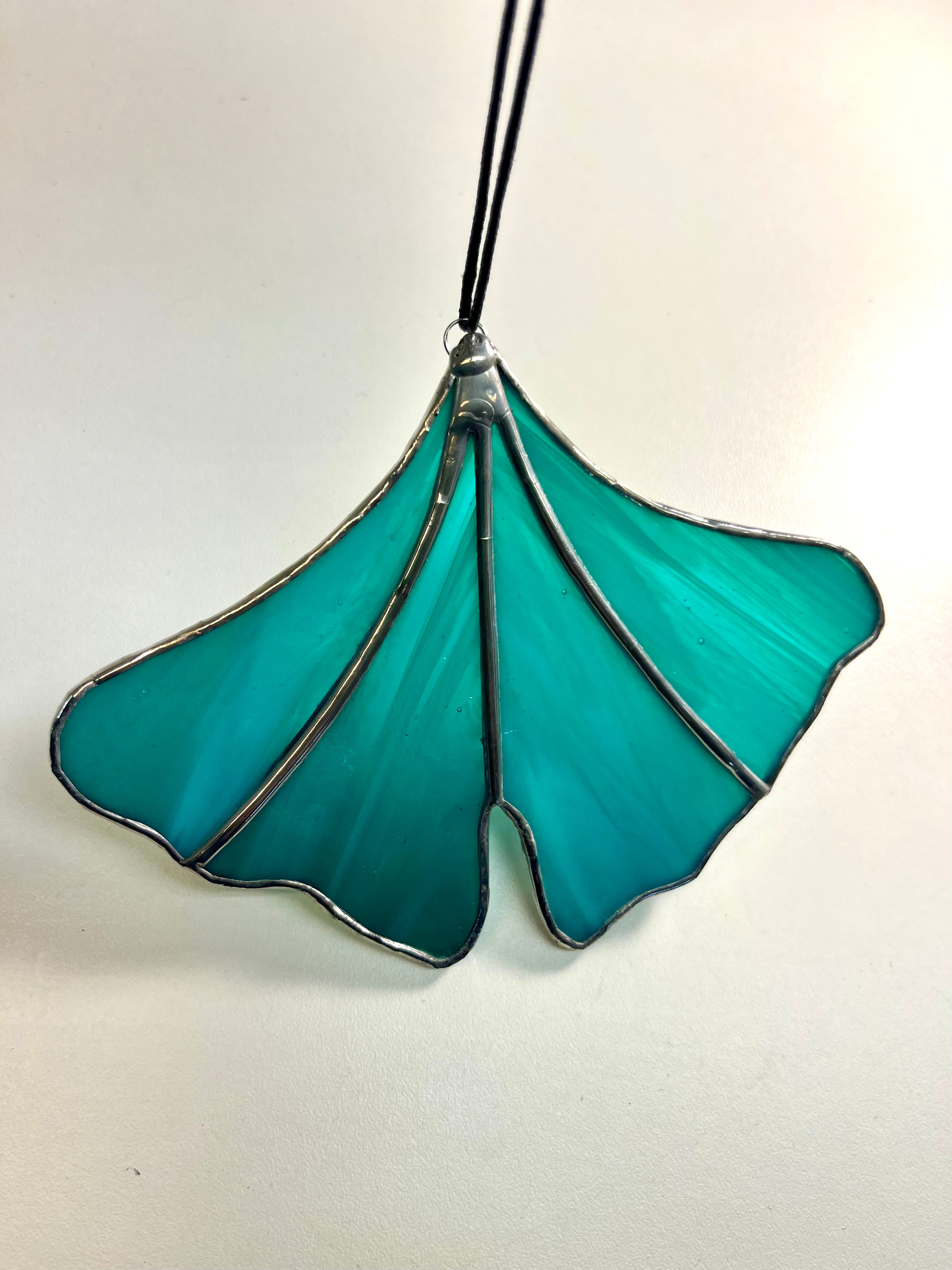 Ginkgo leaf – McRoberts Glass